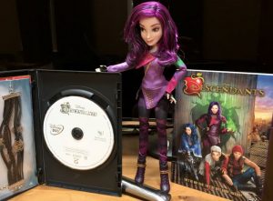 DIY Disney Hair Accessories for Descendants Mal and Evie